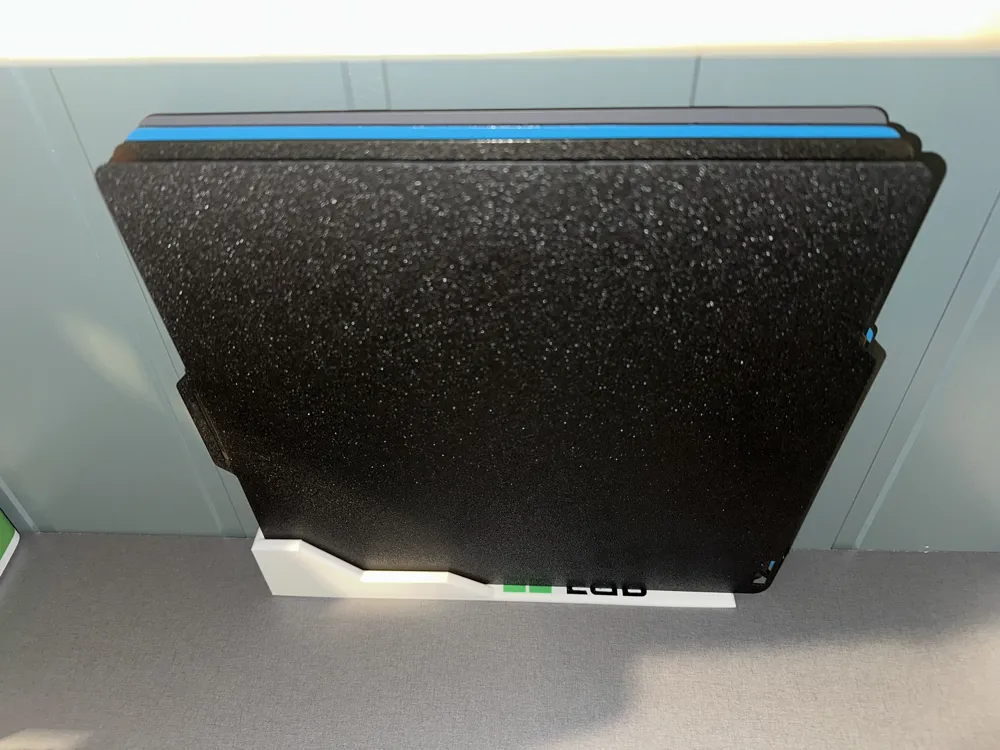 Bambu build plate holder par Lars Espen MakerWorld : Téléchargez des ...