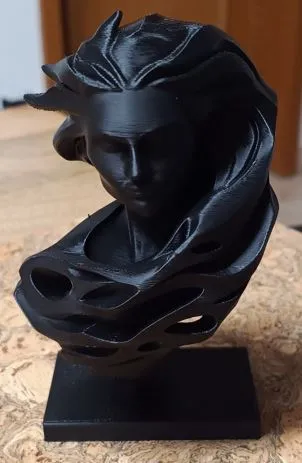 Abstract Bust Sculpture Woman by 3D Dekoration MakerWorld: Download ...