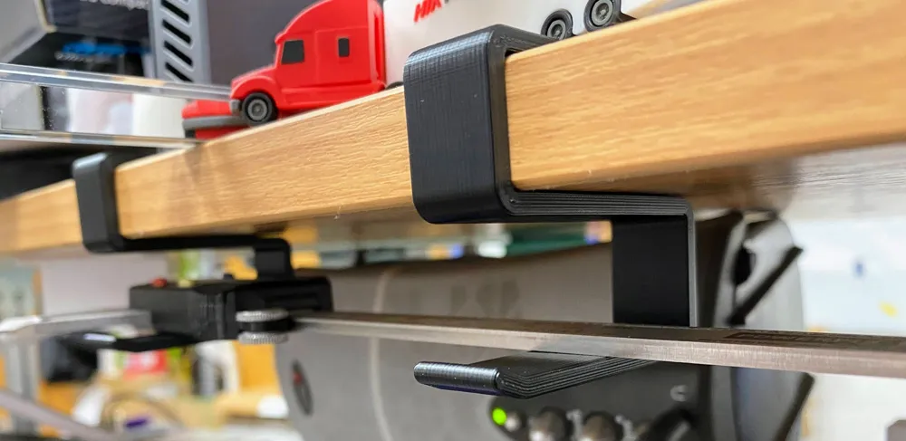 Hook for 18mm Melamine Faced Particle Board by kamilo - MakerWorld