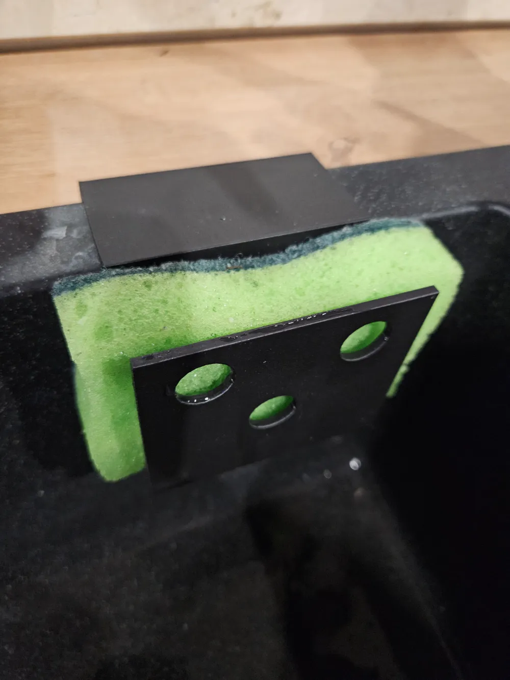 Sponge holder - Free 3D Print Model - MakerWorld