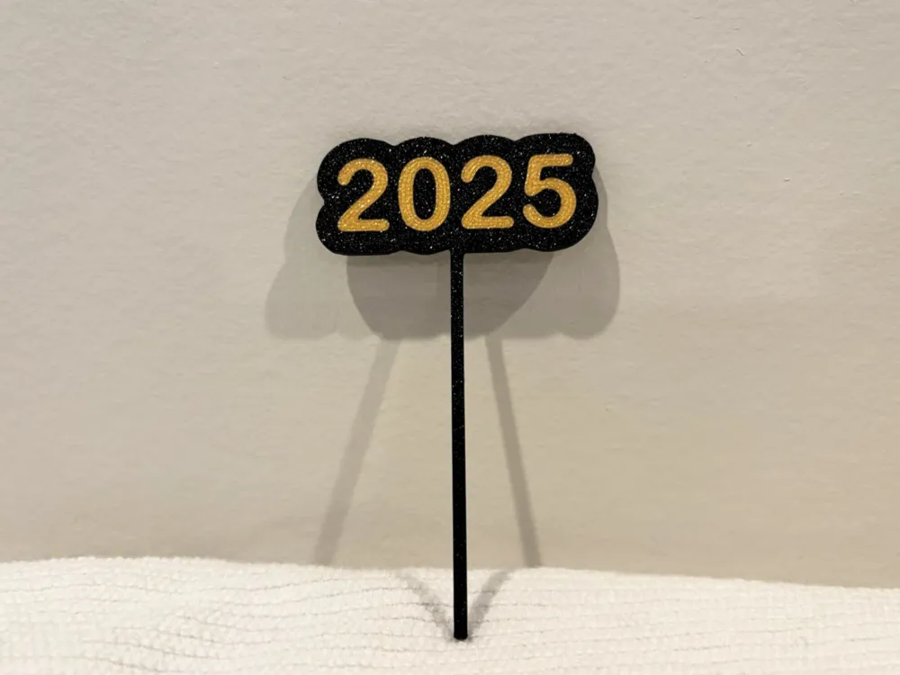 Happy New year 2025 cupcake or cake topper by Tinker Link - MakerWorld