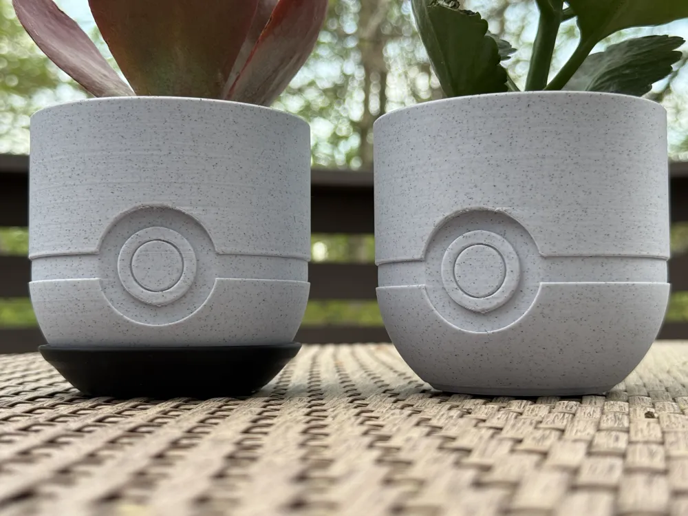 Pokeball-themed Planter by Hewstan MakerWorld: Download Free 3D Models