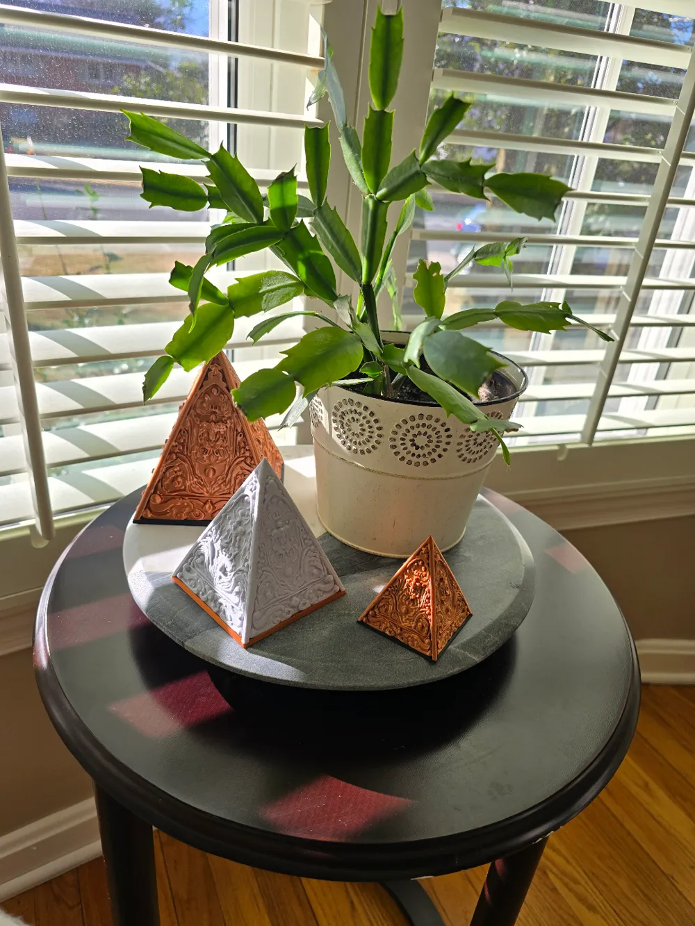 Reimagined Art: Pyramid / Triangle by DigiDavis MakerWorld: Download ...