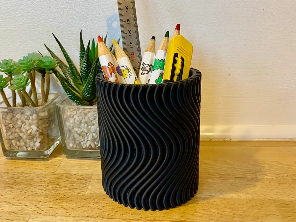 Stylish Stationary Pot - 3x Designs available by bd142 MakerWorld ...