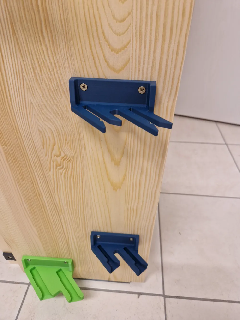 Bosch FSN Guide Rail Wall Mount by ChristianSch - MakerWorld