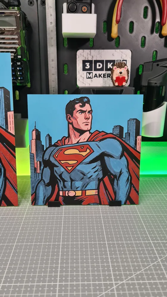 Superman Comics – Hueforge – 6 Colors by 3DK Maker MakerWorld: Download Free 3D Models