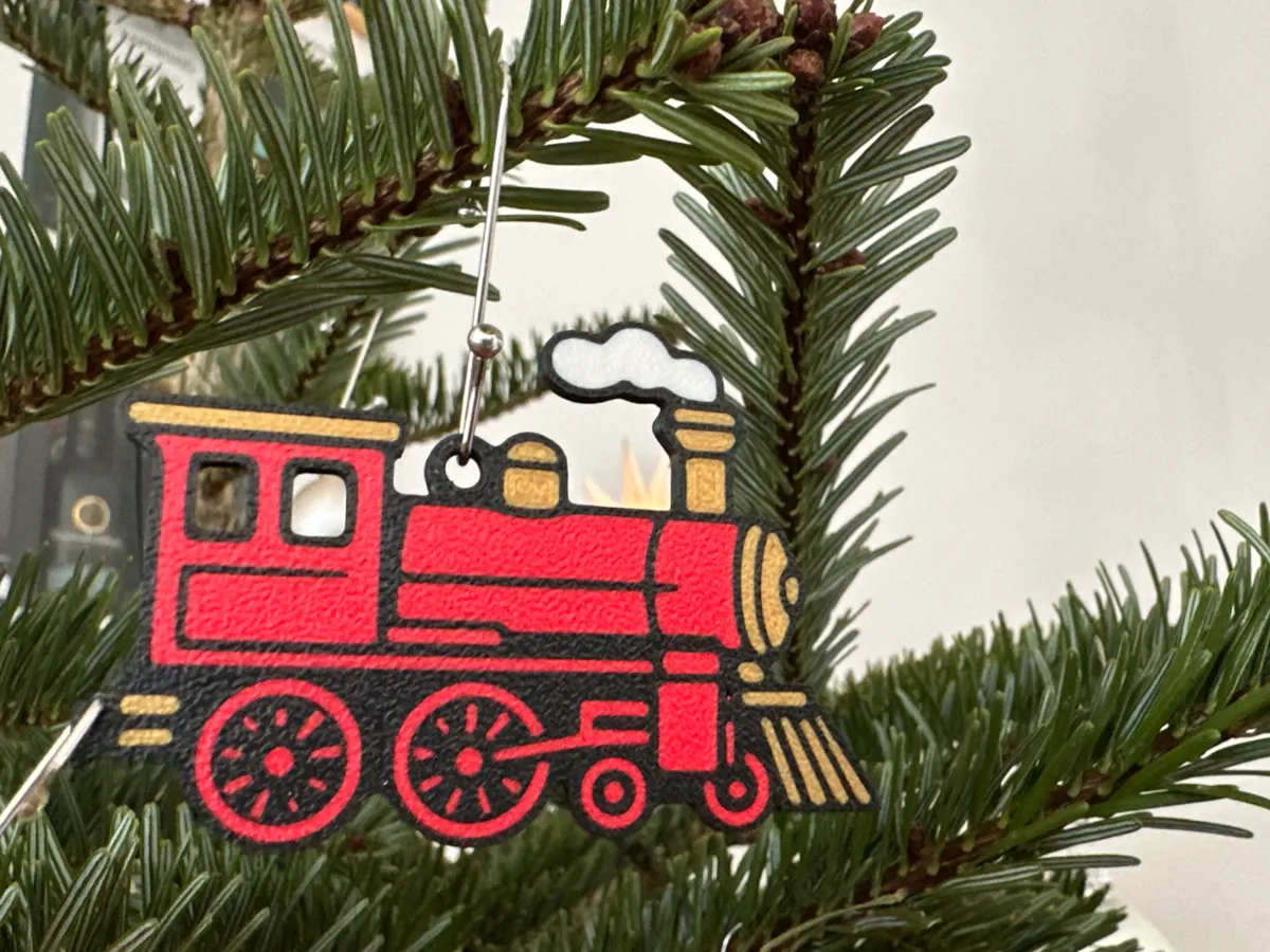 Steam Locomotive Ornament - Free 3D Print Model - MakerWorld