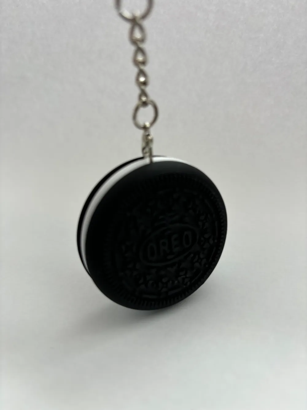 Oreo Keychain Remixed by 3deeznuts MakerWorld: Download Free 3D Models