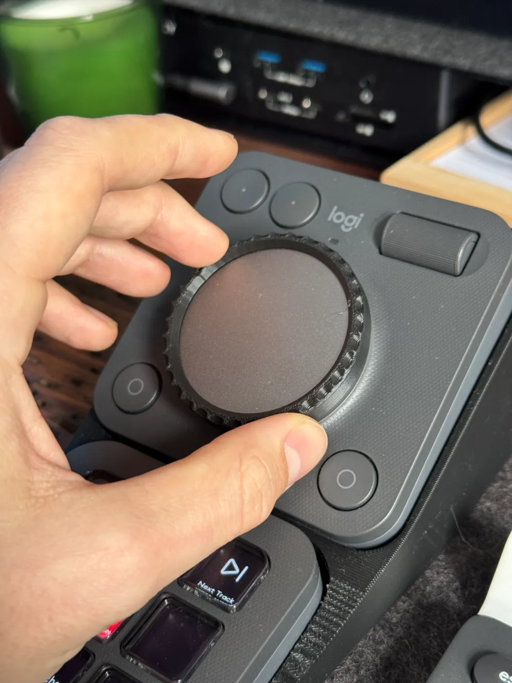 MX Creative Console Crown by Xashadowin MakerWorld: Download Free 3D Models