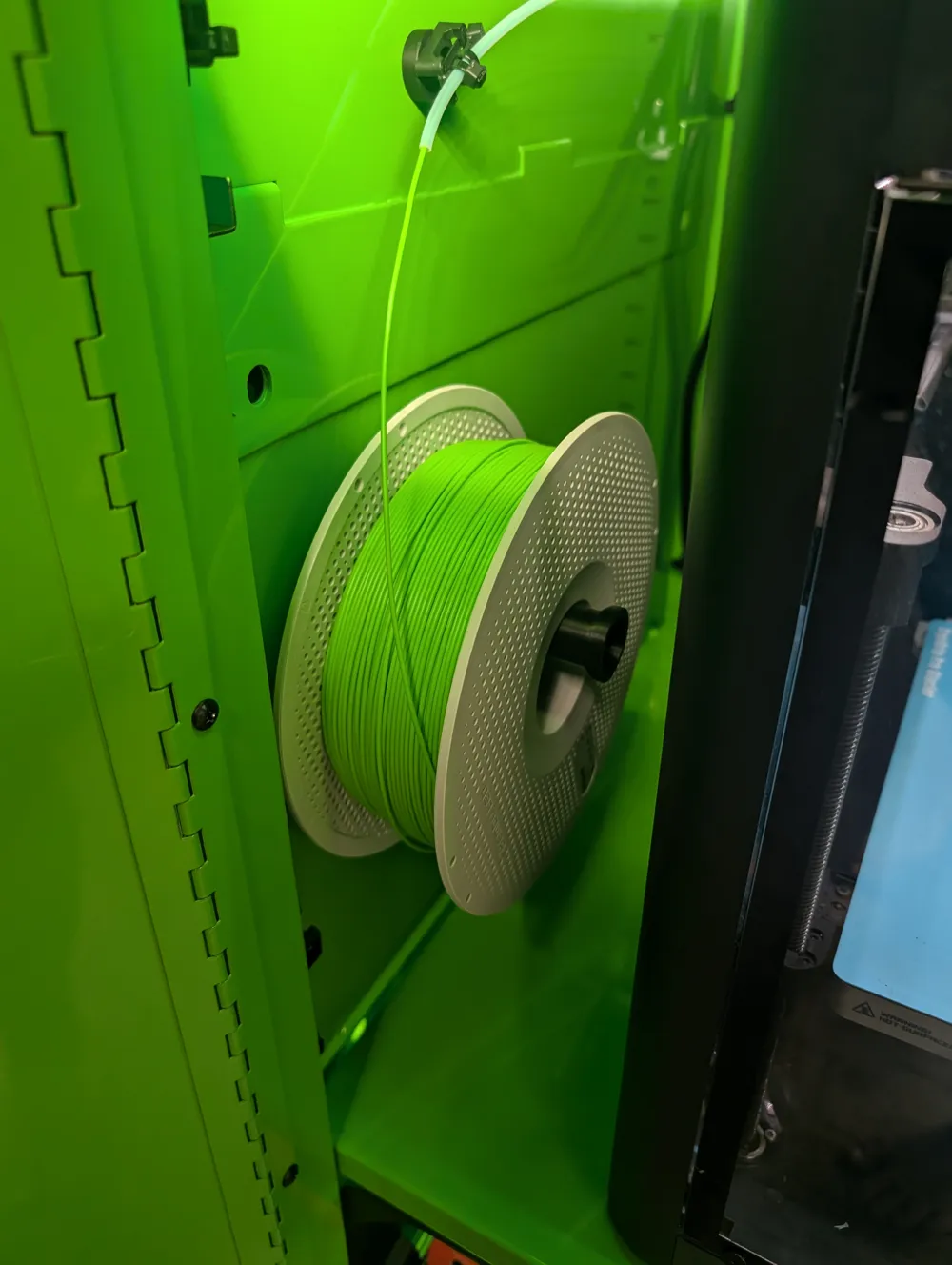 Magnetic Spool Holder by maDIOne MakerWorld: Download Free 3D Models