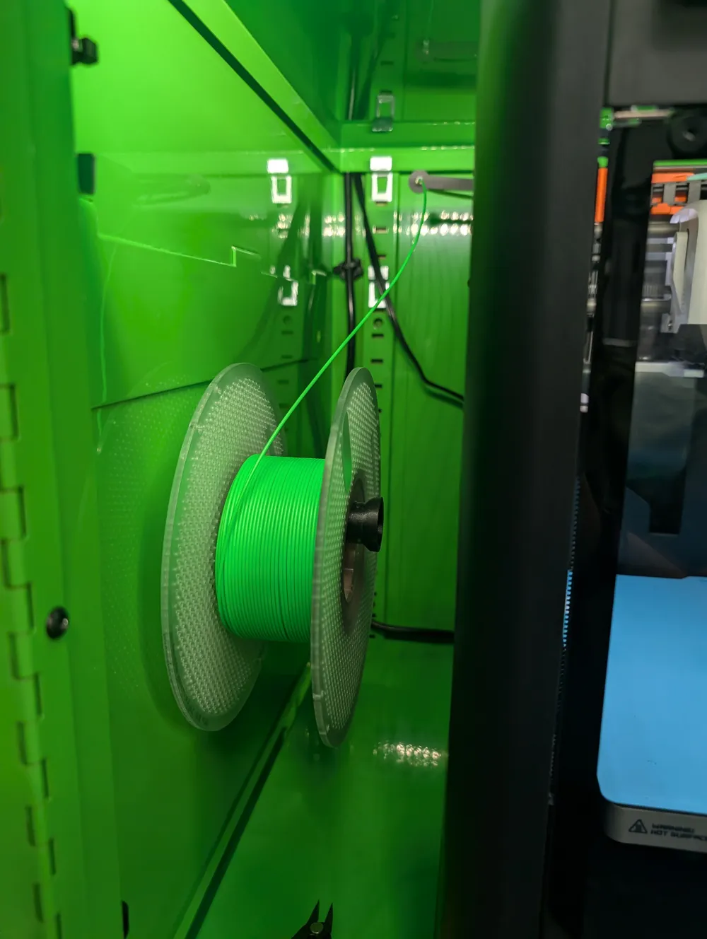Magnetic Spool Holder by maDIOne MakerWorld: Download Free 3D Models