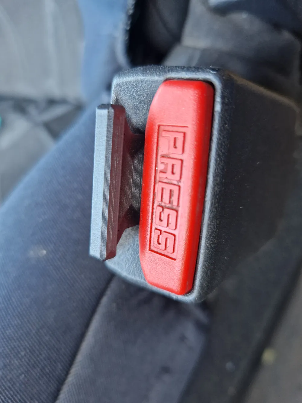 car belt plug - clip by Rorshach - MakerWorld