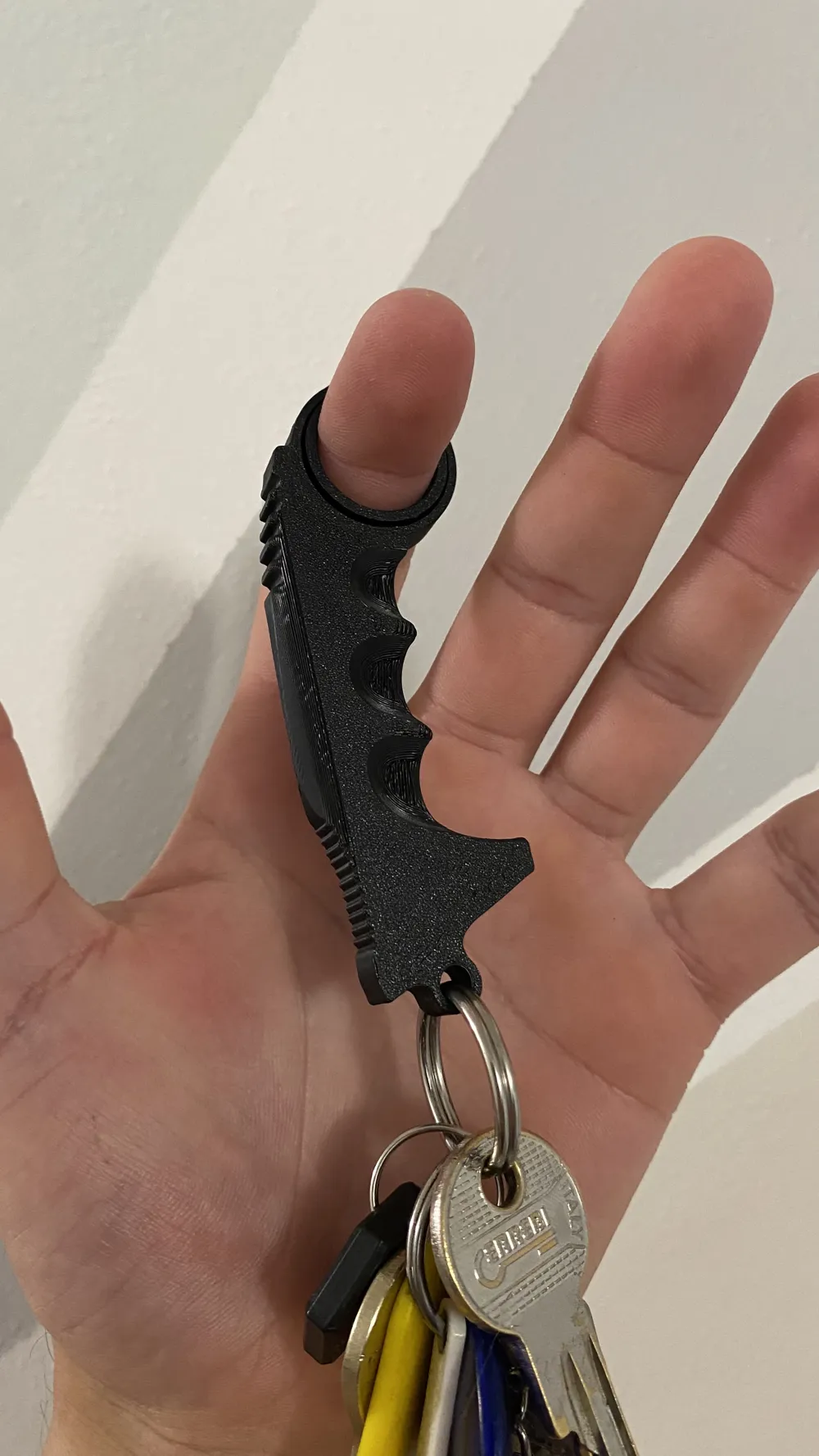 Karambit Fidget Keychain - Free 3D Print Model - MakerWorld