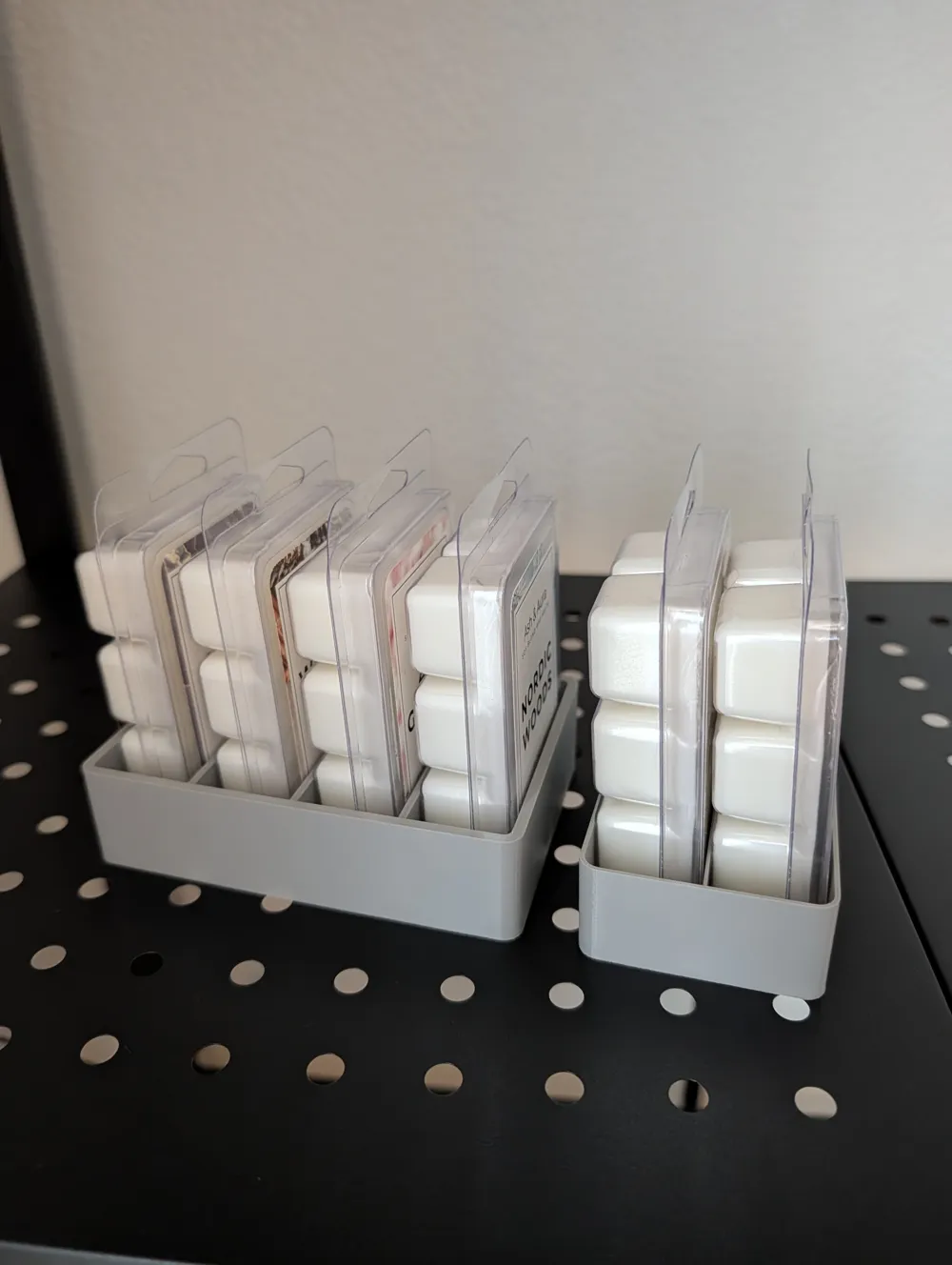 Customizable Wax Melt Holder Display - Free 3D Print Model - MakerWorld
