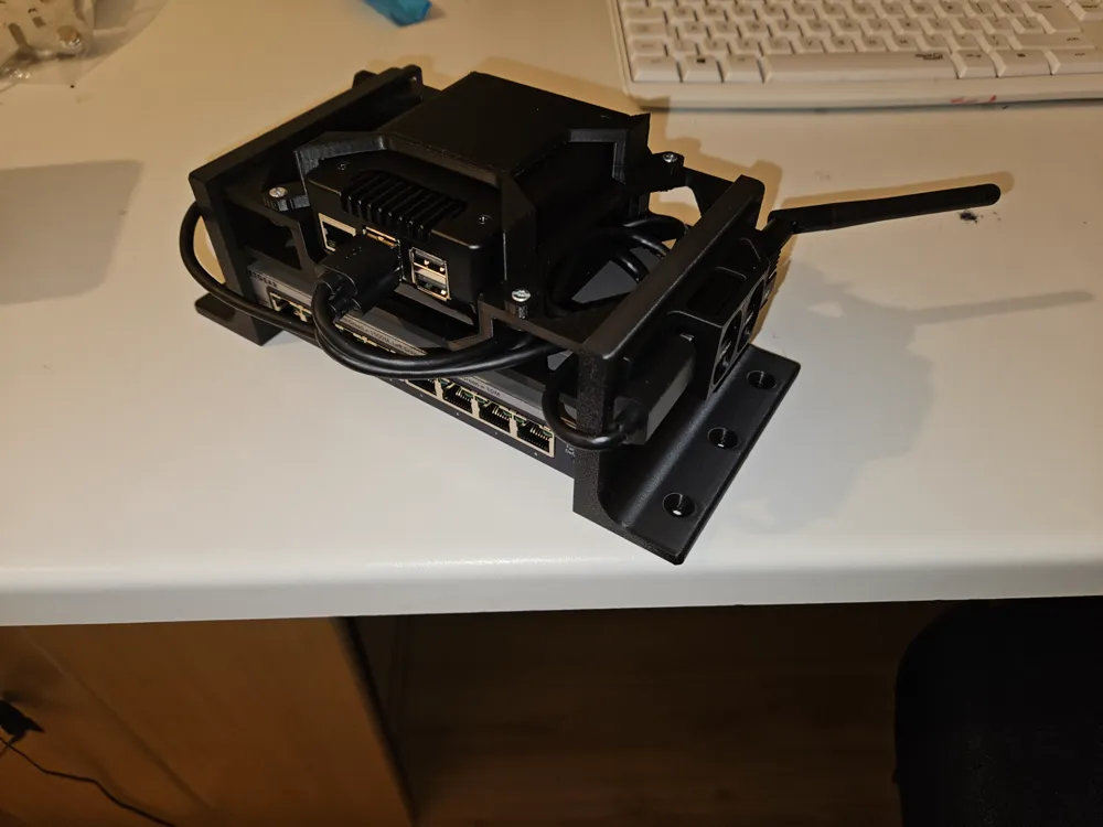 bracket/holder for Argon NEO 5 Raspberry Pi 5 - Free 3D Print Model ...