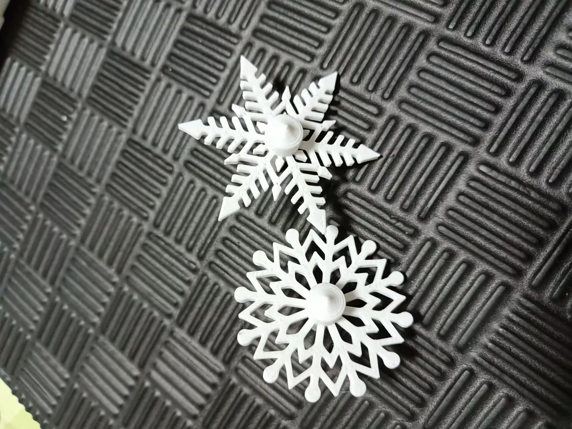 Christmas Snowflake Gyro by IcecreamMakerWorld: Download Free 3D Models