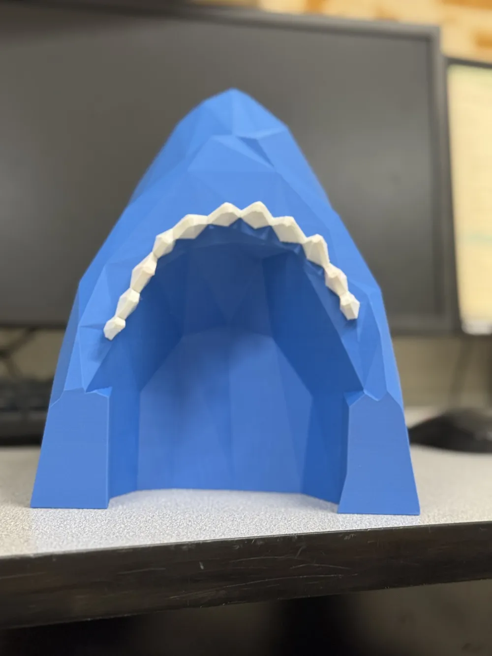 Shark Head by Salchemist MakerWorld: Download Free 3D Models