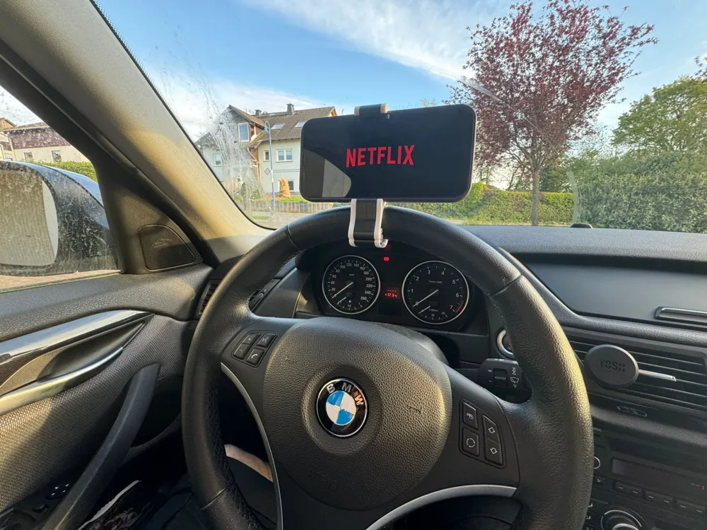 Cockpit Phone Holder Clip v1 - Free 3D Print Model - MakerWorld