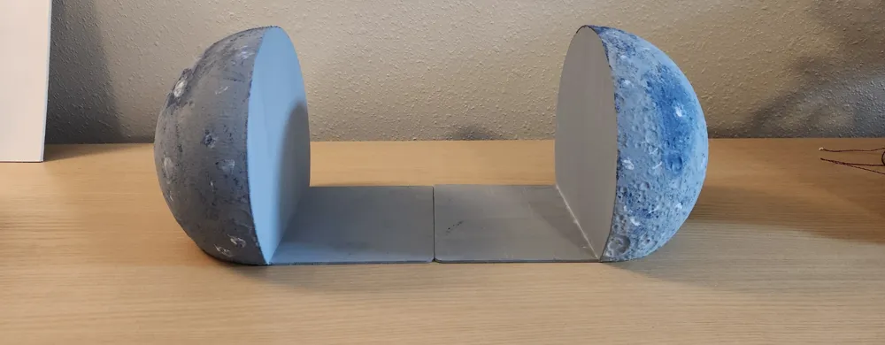 Moon Bookends by SnipinSnit - MakerWorld