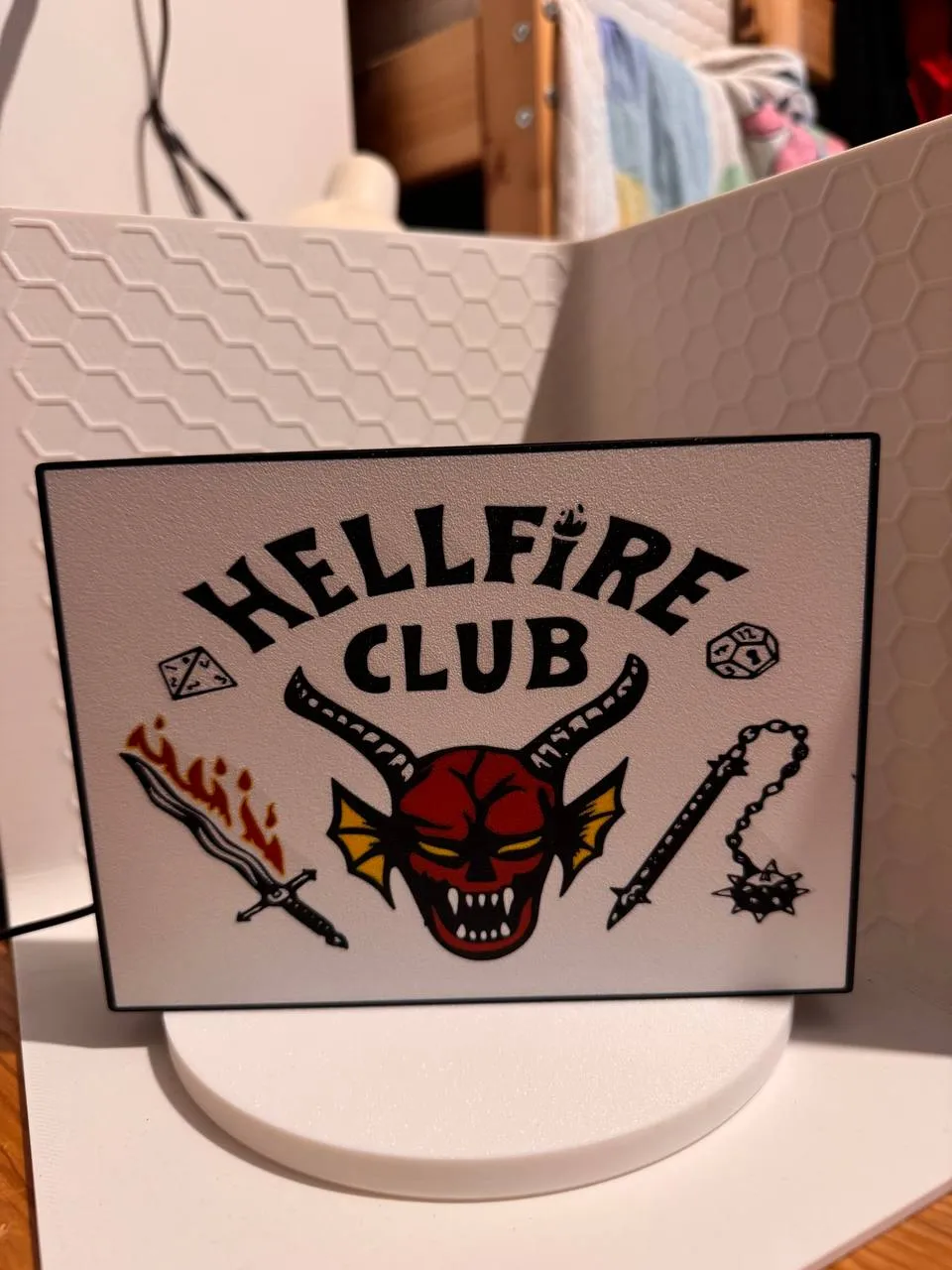 Boîte lumineuse Hellfire club Stranger Things - Modèle d'Impression 3D ...