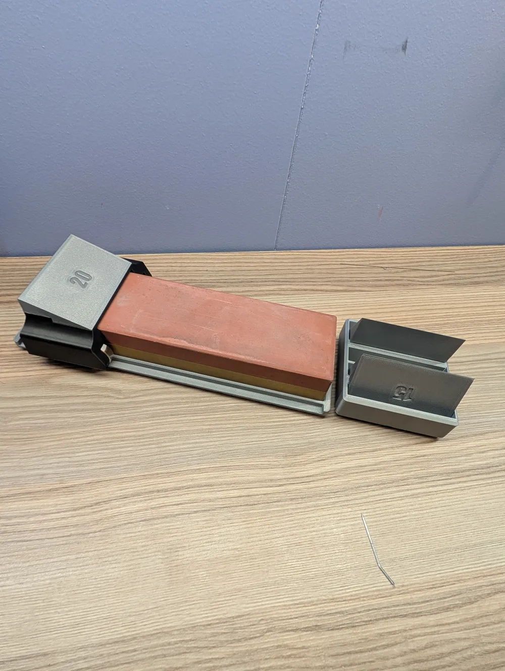 Knife Sharpening Jig for Whetstones (Gridfinity) - Free 3D Print Model ...