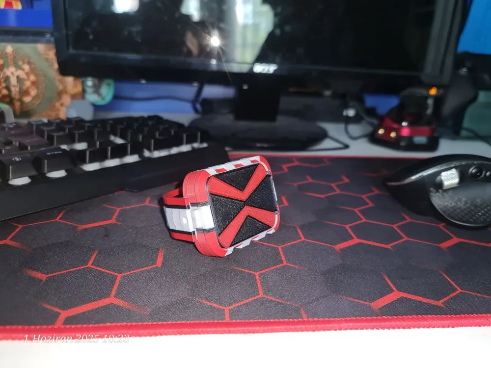 Ben 10 Omniverse Omnitrix (Ben Tennyson, Albedo) by azizcan8 MakerWorld ...