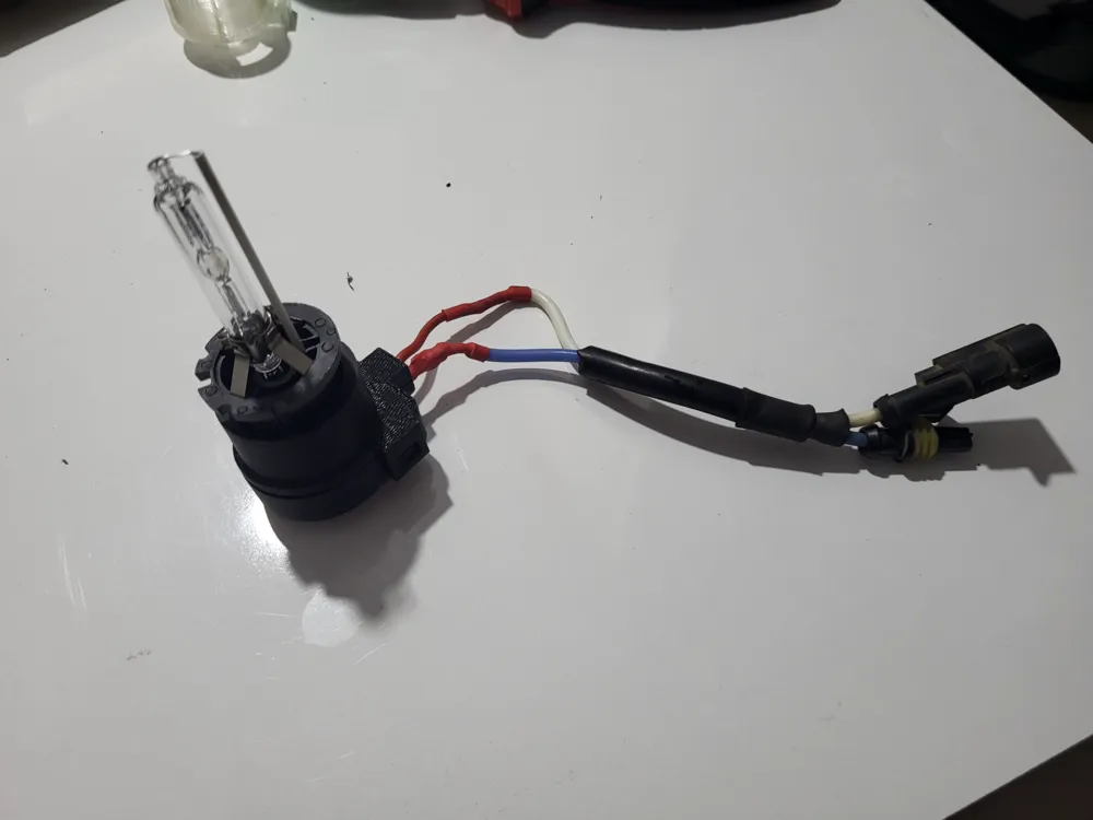 Casquillo de bombilla de faro Infiniti FX35 - Modelo de impresión 3D ...