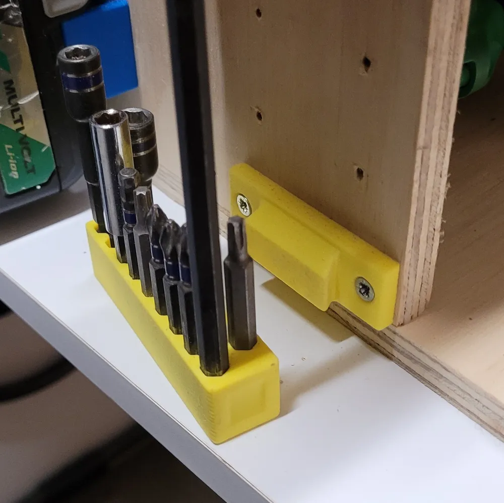 Hex drill bit holder by @theoldman - MakerWorld