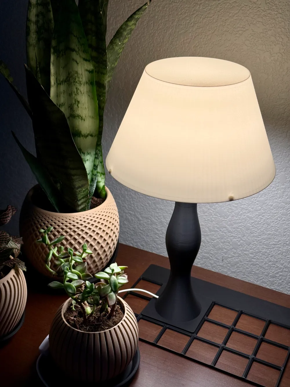 Gridfinity Lamp for Bambu LED Lamp Kit - Free 3D Print Model - MakerWorld