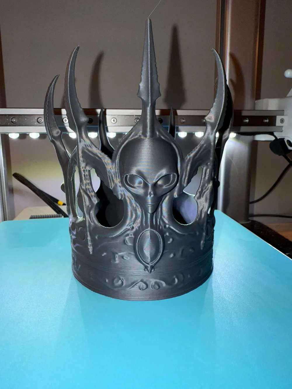 The Crown of Zor'thalon by BlipBlop MakerWorld: Download Free 3D Models