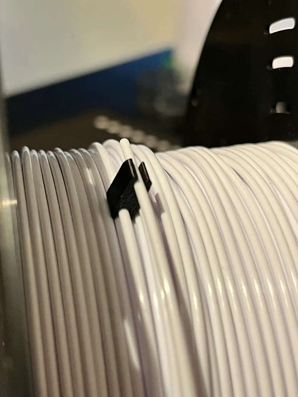 Filament Clip by magnos - MakerWorld