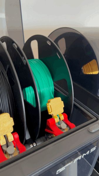 AMS + FEEDER + CLEAN FILAMENT by Gr3dstampaidee MakerWorld: Download ...
