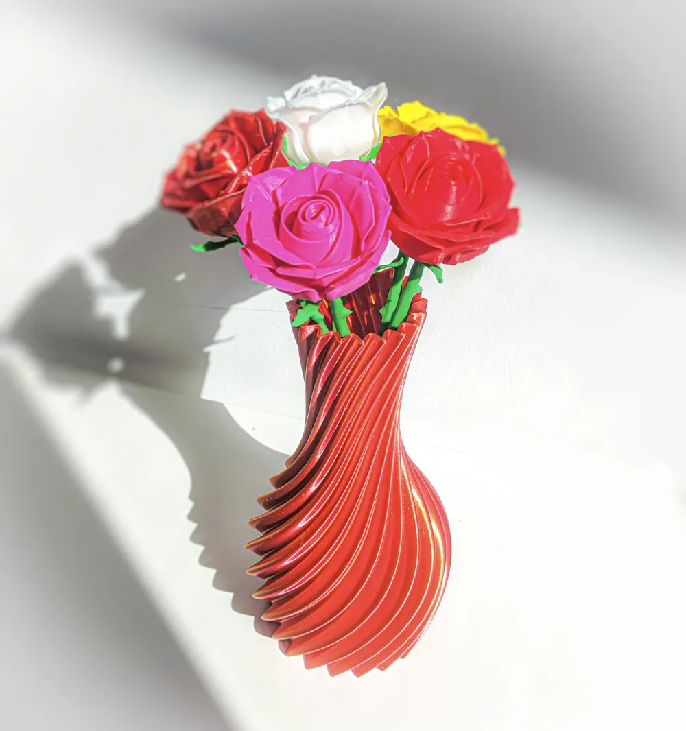 Beautiful Roses - Free 3D Print Model - MakerWorld