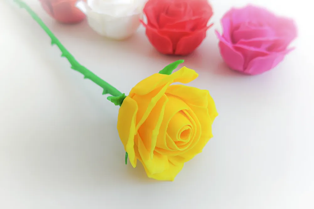 Beautiful Roses - Free 3D Print Model - MakerWorld