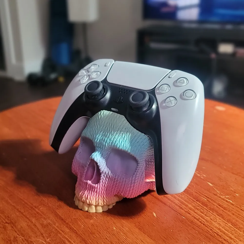 KNITTED SKULL CONTROLLER HOLDER || Playstation 5 by UnchainedHobbies ...