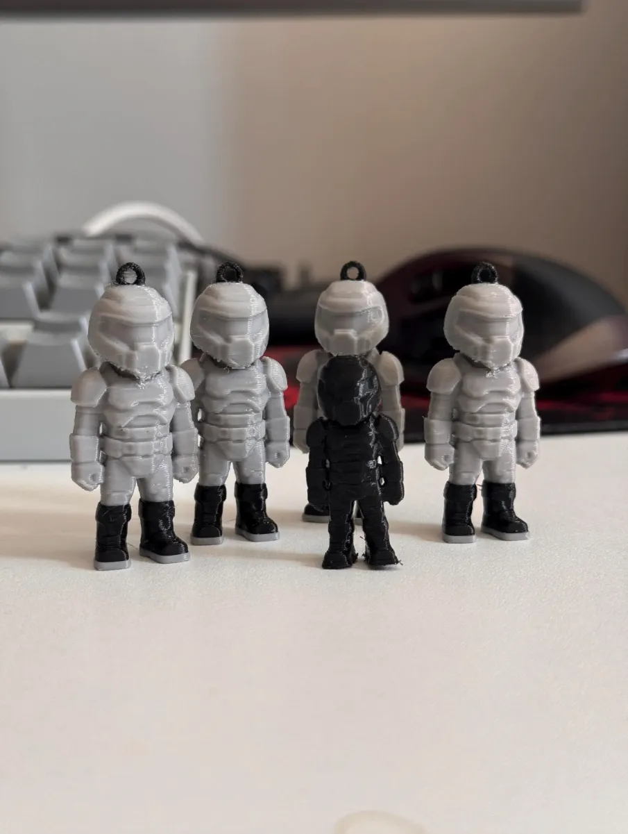 Retro Doom Slayer Marine Figure 2 Versions! - Free 3D Print Model ...