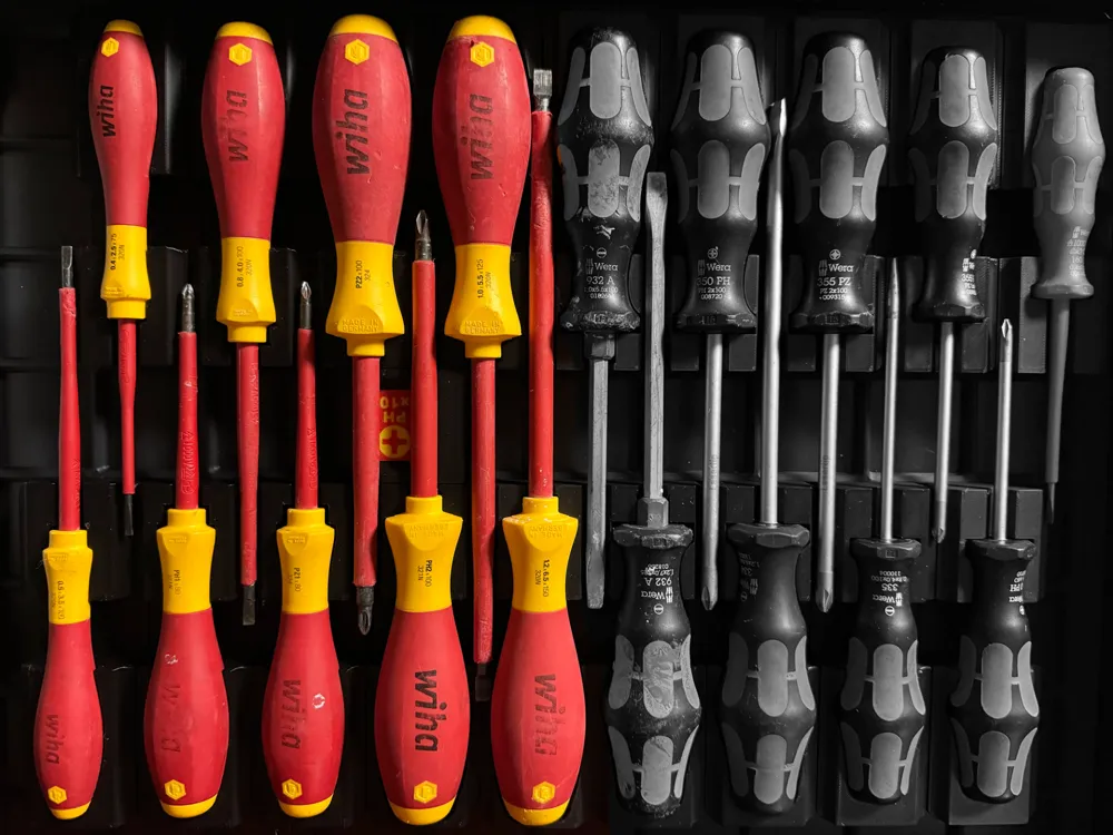 Gridfinity WIHA Electric Screwdriver Inserts Remixed by Felix MakerWorld: Download Free 3D Models