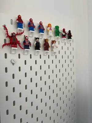 Skadis Lego Figure Holder by Cynric10 - MakerWorld