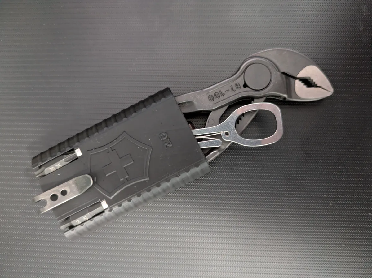 Knipex Cobras / 711 Mini Ratchet EDC 2.0 - Free 3D Print Model - MakerWorld