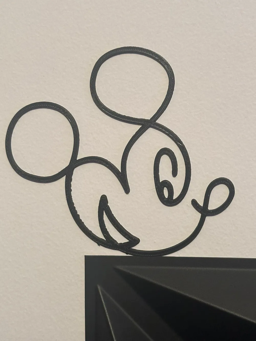 Visage de Mickey en un seul trait - Modèle d'Impression 3D Gratuit ...