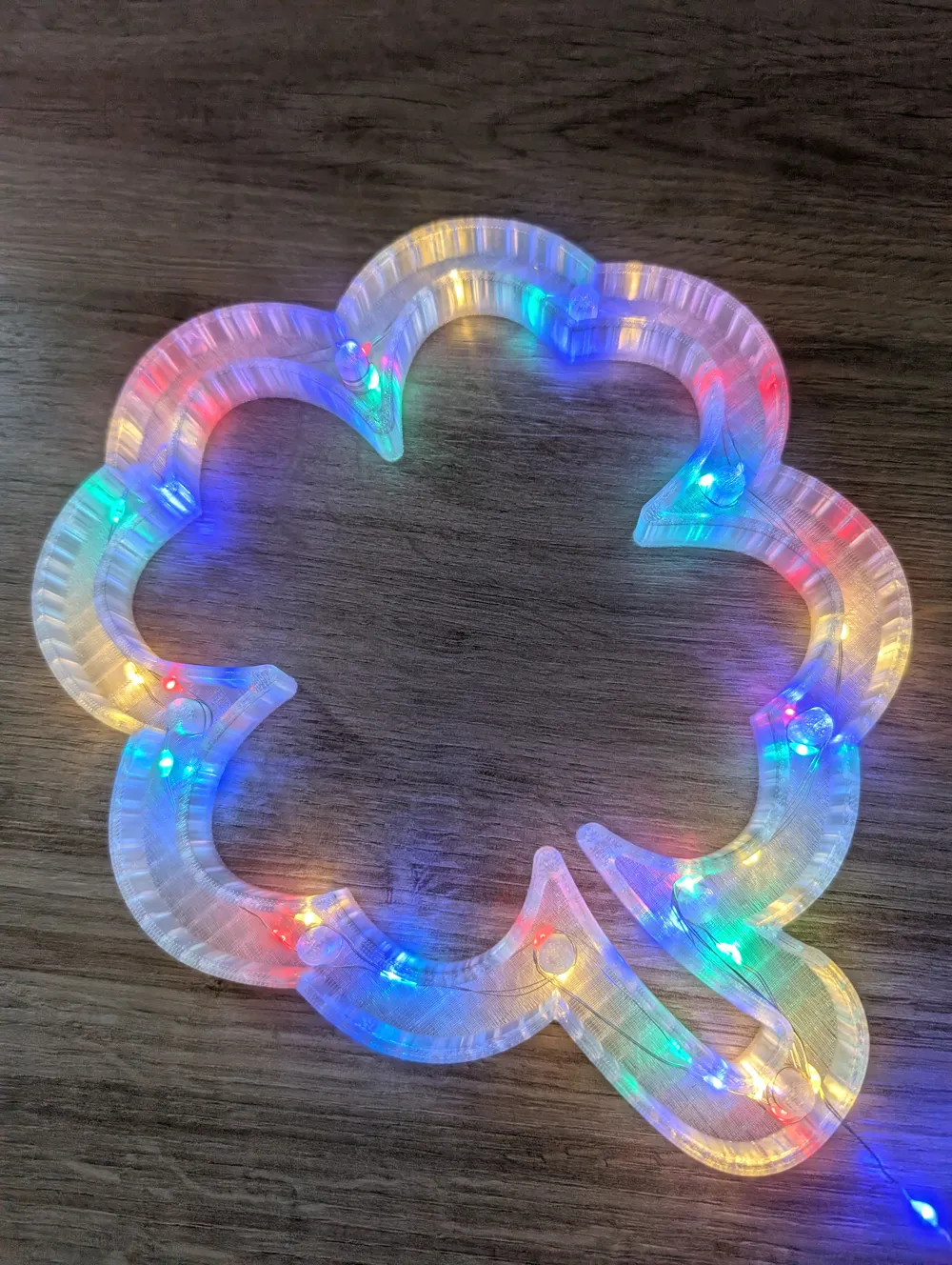 Clover LED - Free 3D Print Model - MakerWorld