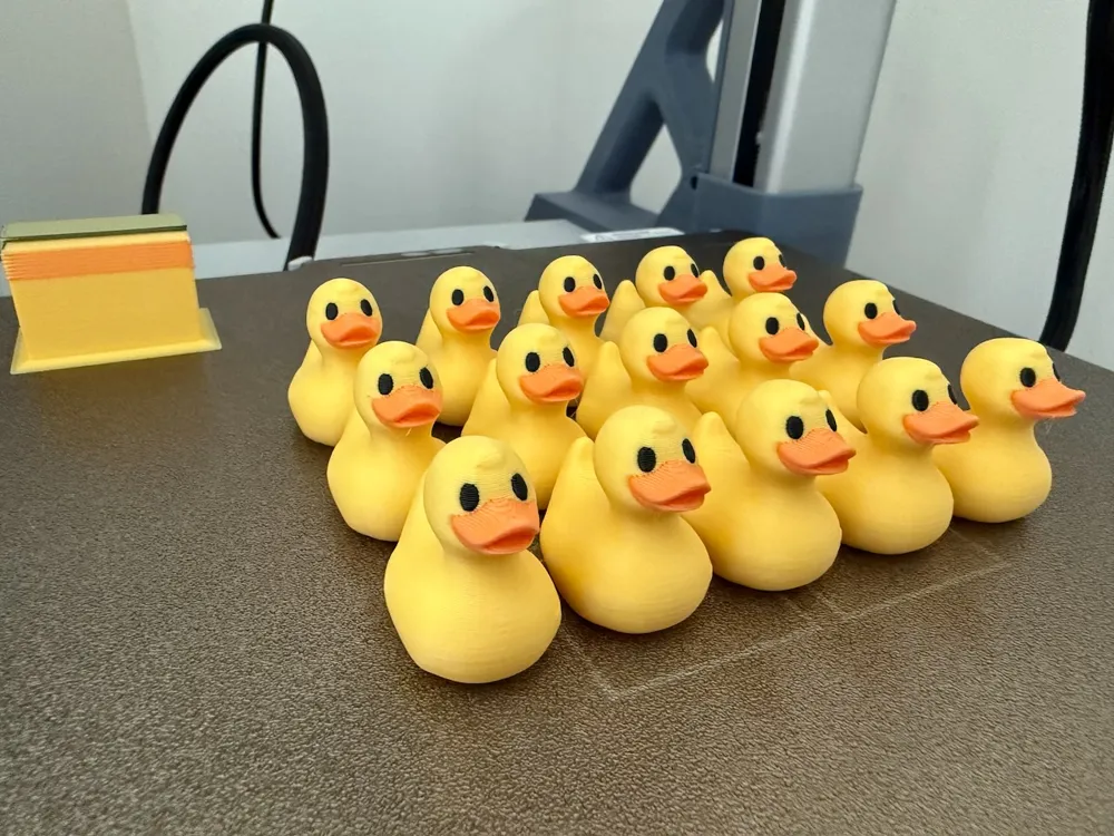 Rubber Duck (Multi-Color) 30mm Remixed by Redy4more MakerWorld ...