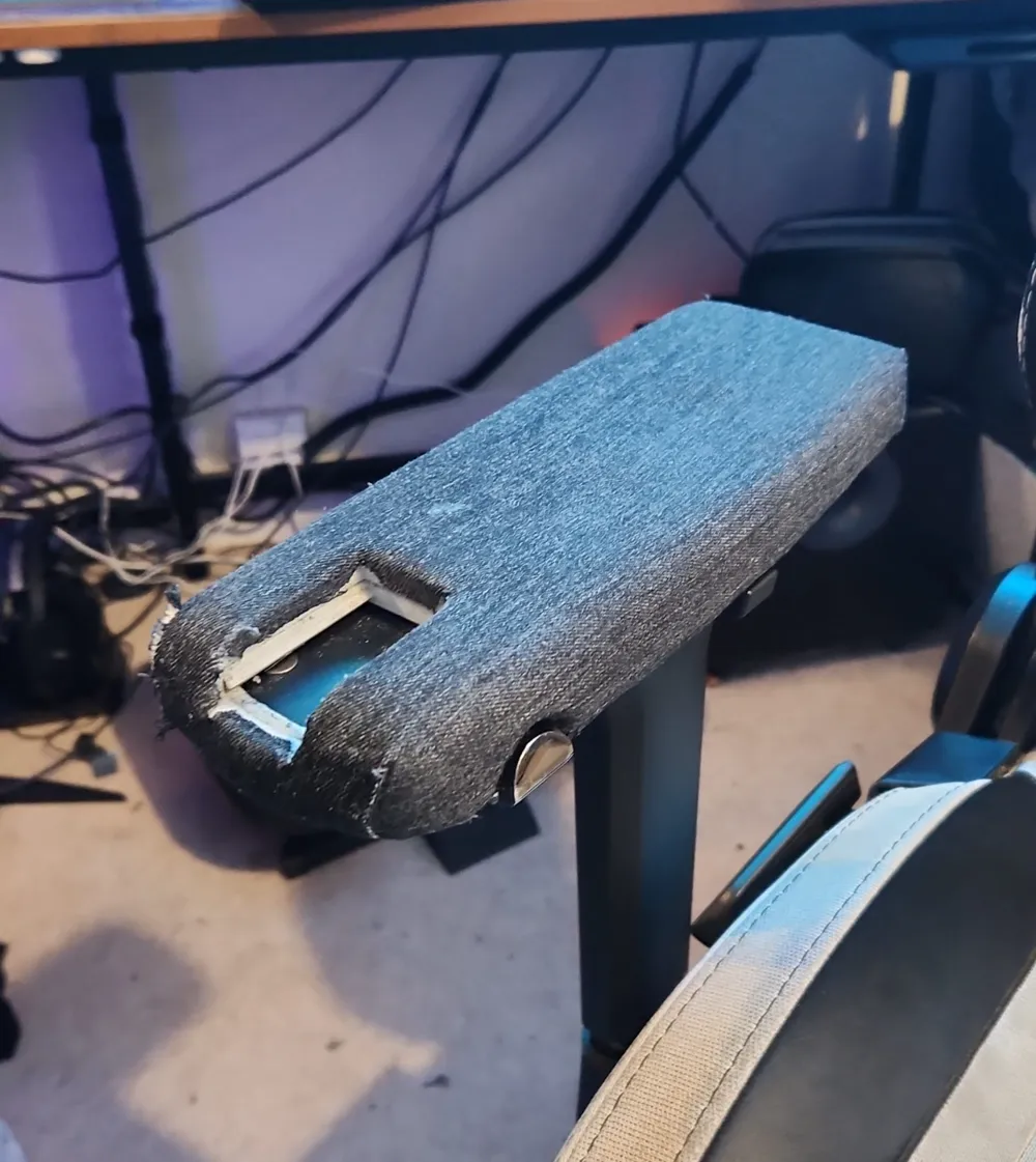 Secretlab armrest with detachable accessories by Ocean's Studio ...