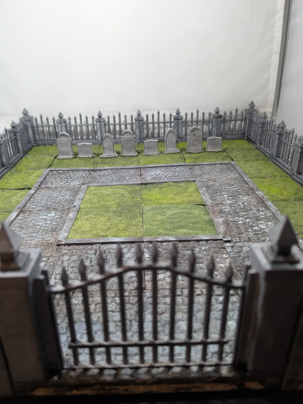 Graveyard functional fence gate (OpenLOCK system) - Free 3D Print Model ...