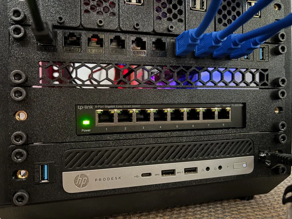 Parametric 1U Switch Shelf for 10" Server Rack - Free 3D Print Model ...