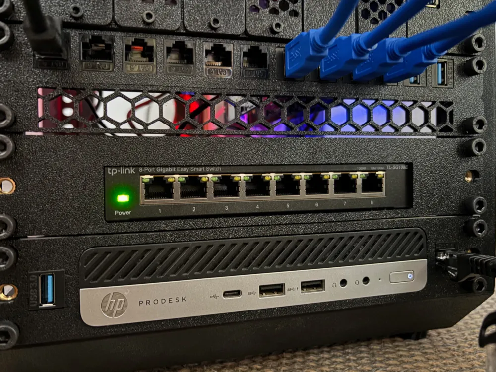 Parametric 1U Switch Shelf for 10" Server Rack Remixed by 4rv3 ...