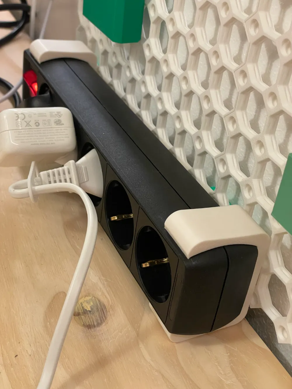 Multiboard Power Strip mount by The.Bald.Viking MakerWorld: Download ...