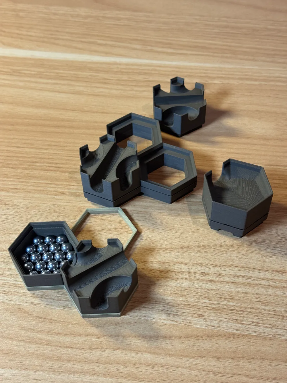 Roll Hexfinity: Infinite Ball System Starter Pack by 3D Modular Madness ...