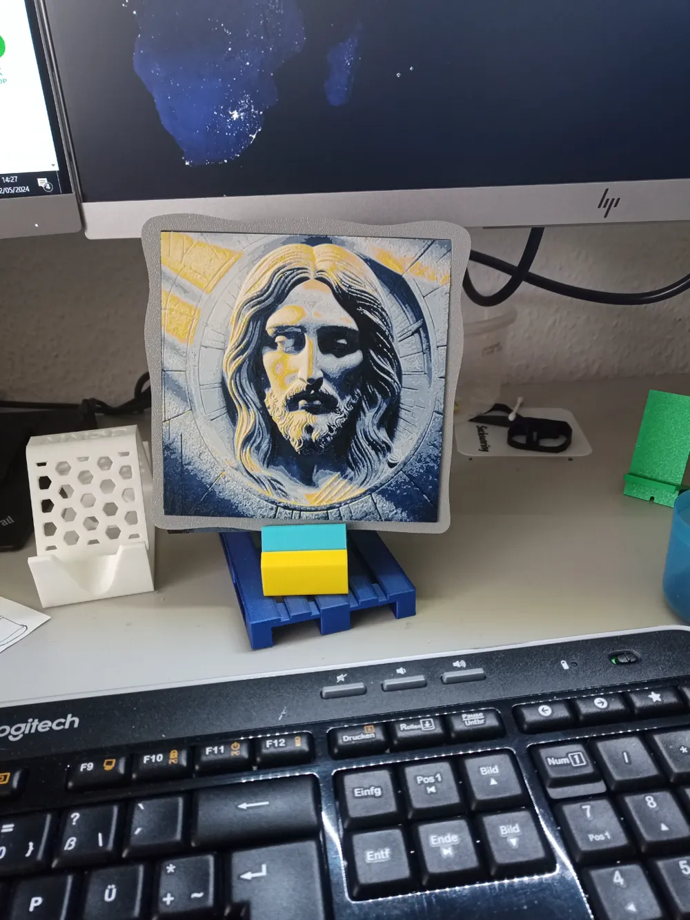 Jesus hueforge by Michele MM3D - MakerWorld