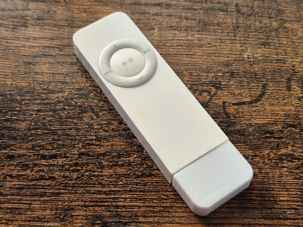 iPod Shuffle 1st Generation USB Cover by Jake MakerWorld: Download Free ...
